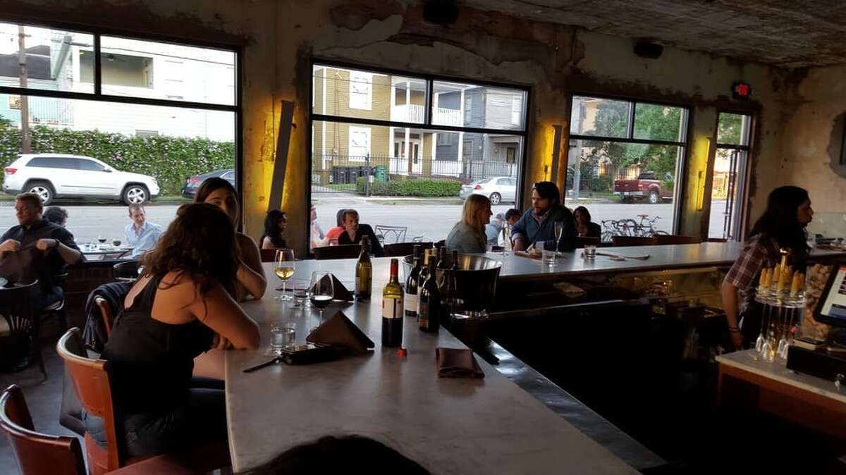 Houston's best Midtown bars, according to Yelp
