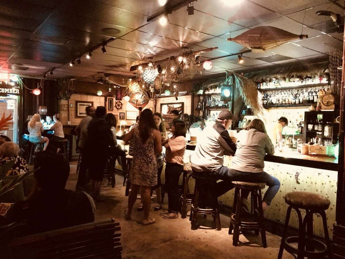 Houston's best Midtown bars, according to Yelp