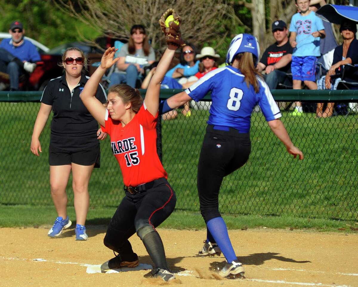 Softball: Ludlowe stuns Warde with walk-off homer