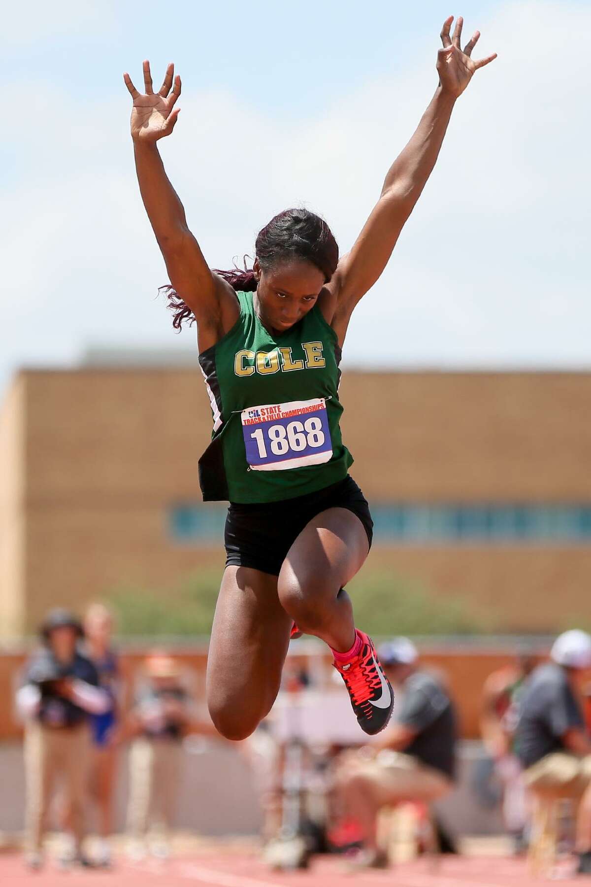Poth’s Lamberth lands high jump gold with record-setting performance