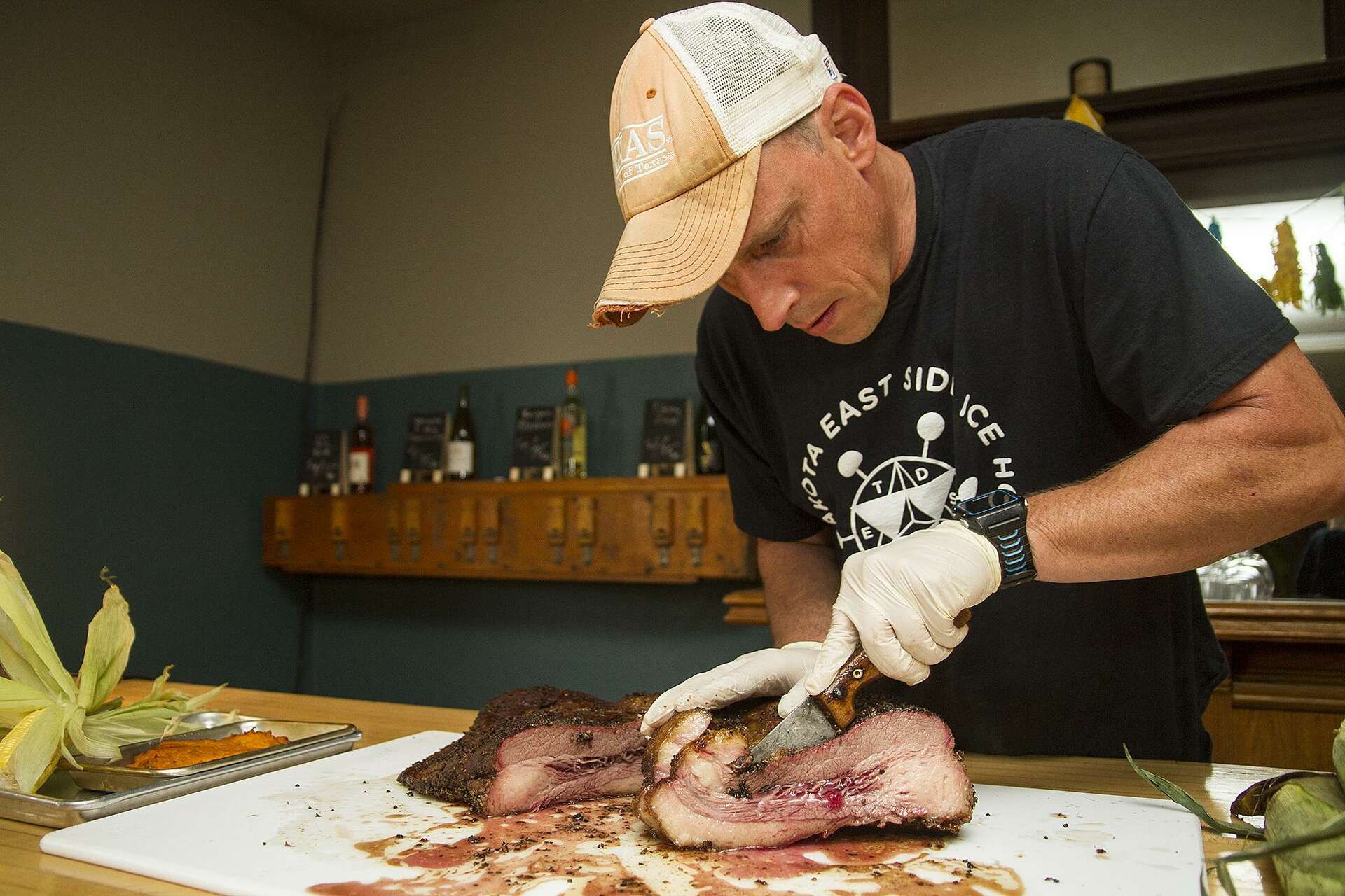 San Antonio pitmaster makes cooking brisket a nearly 24-hour affair