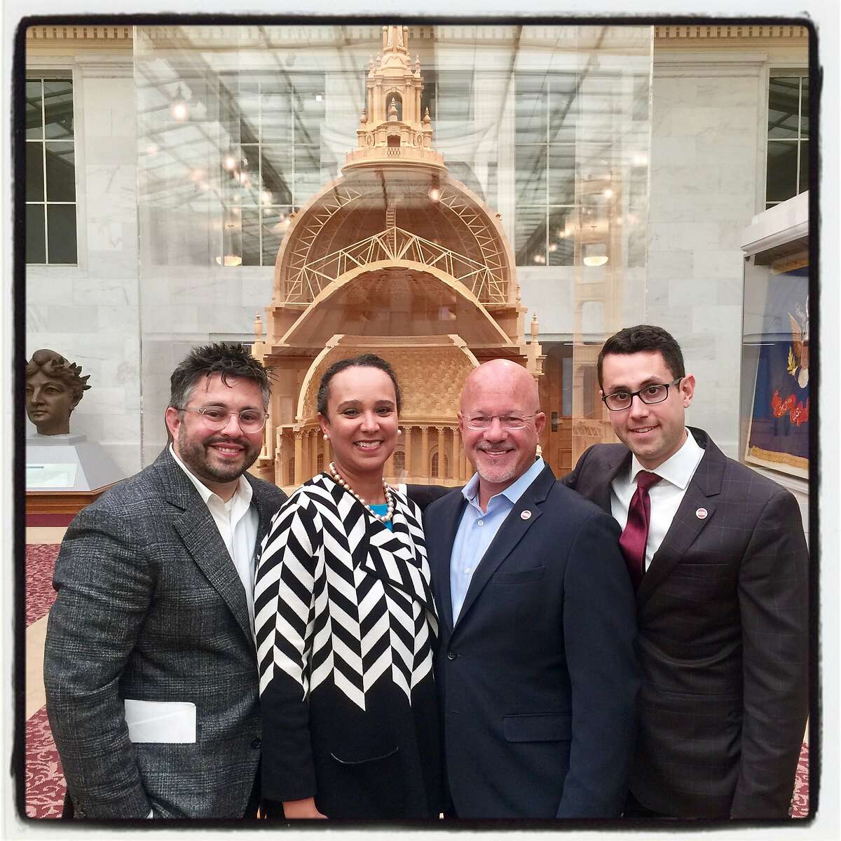 A picture-perfect tribute to Ed Lee