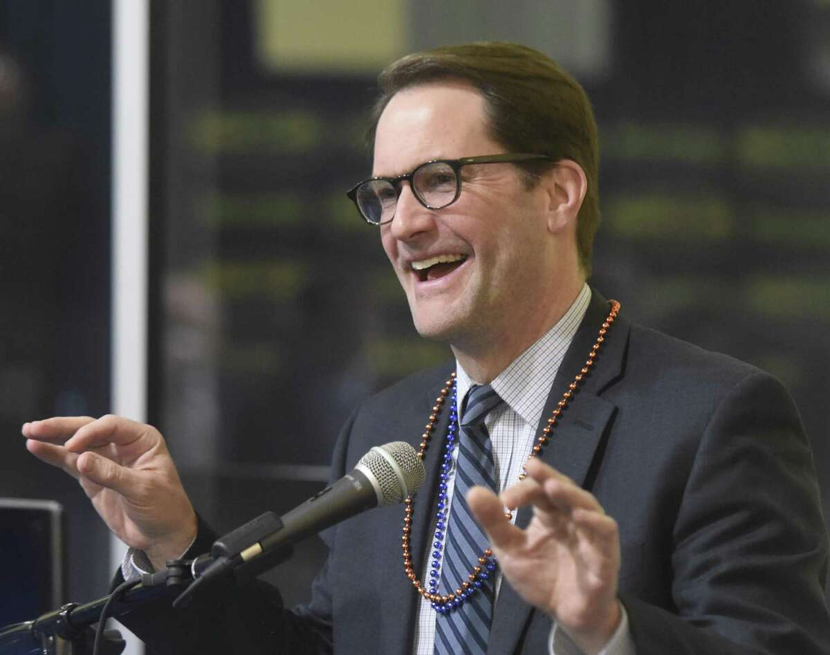 Vowing to fight Trump, Congressman Jim Himes wins Dem nomination again
