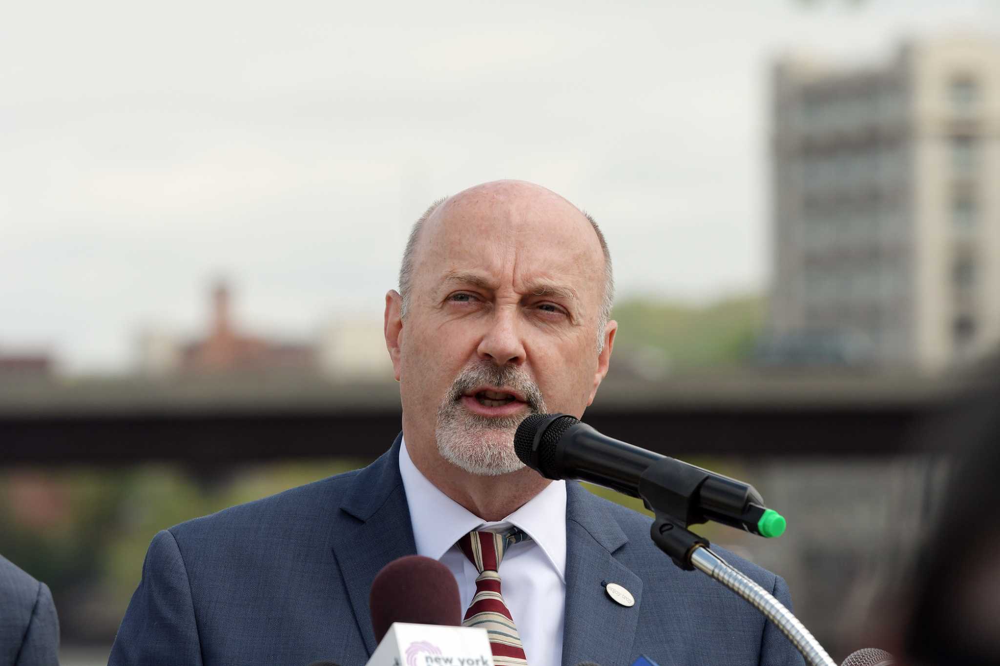 Troy sets penalty for unpaid trash fee