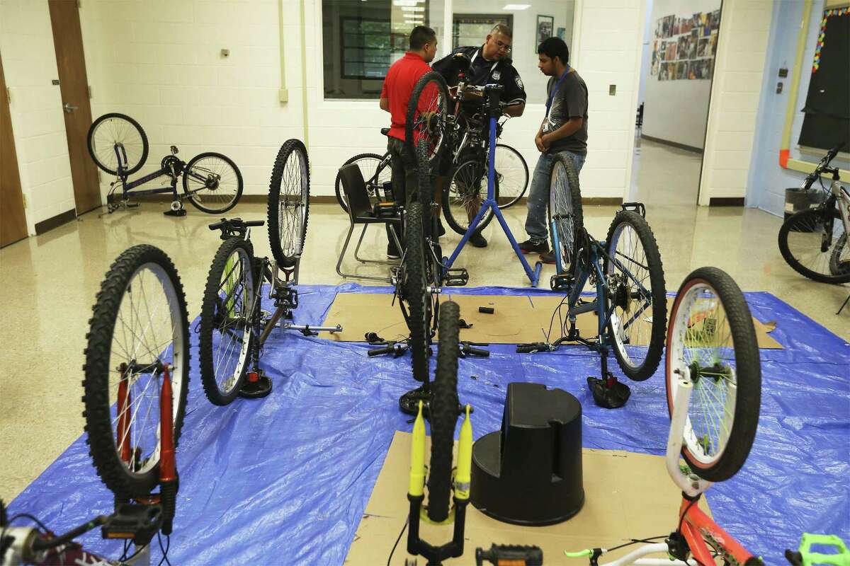 SAPD bike officers teach mechanics to special needs students