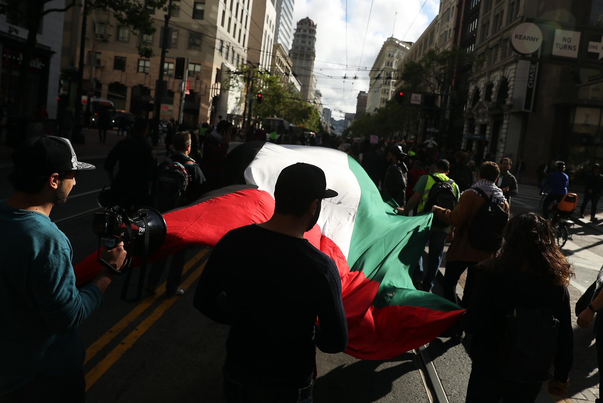 Hundreds in San Francisco protest deaths of demonstrators amid US ...