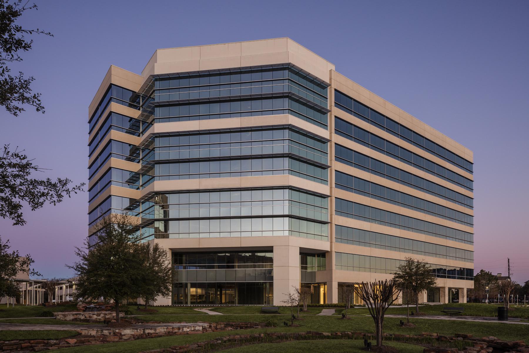 NW Houston office complex hits the market