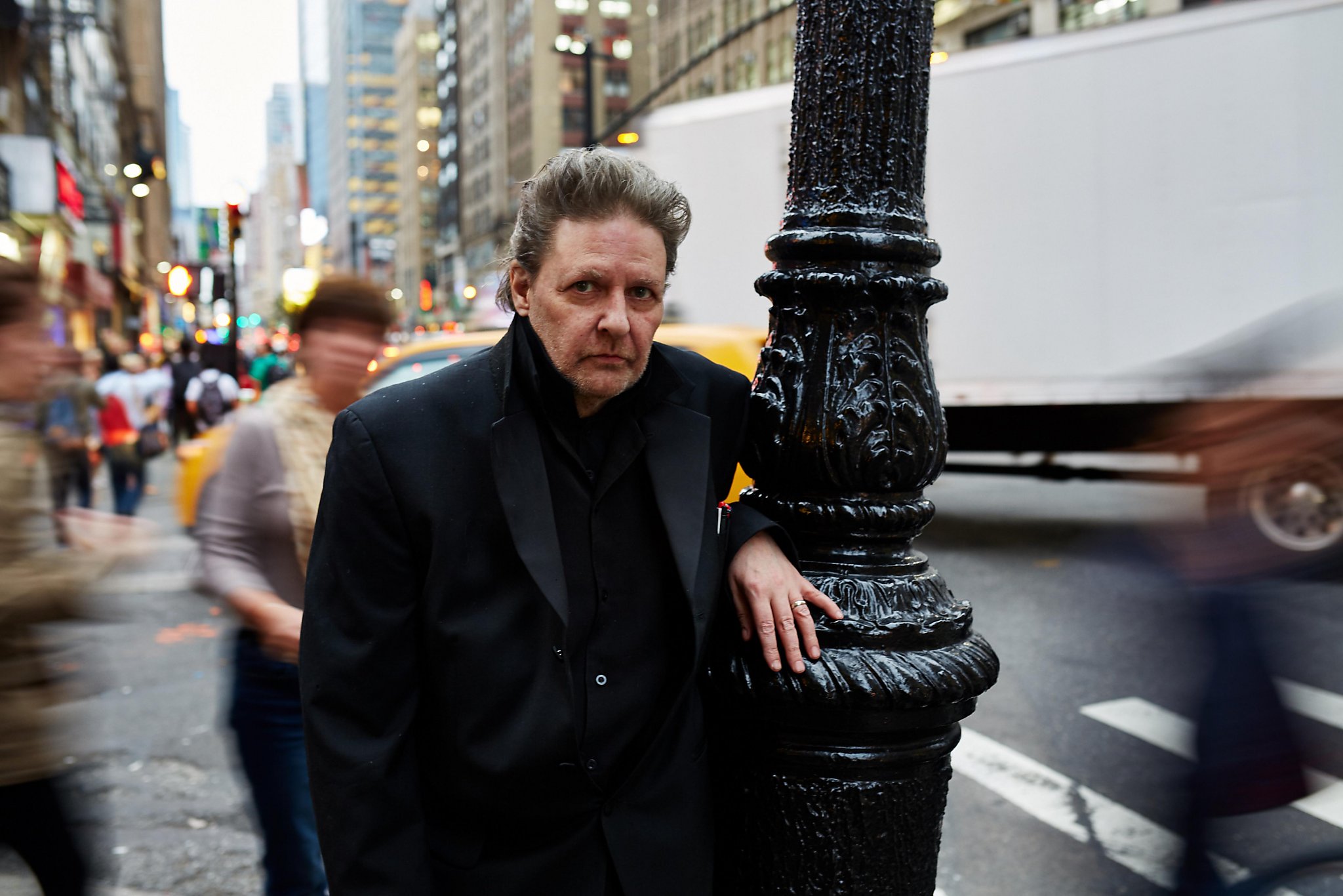 Glenn Branca, composer who blended genres loudly, dies at 69