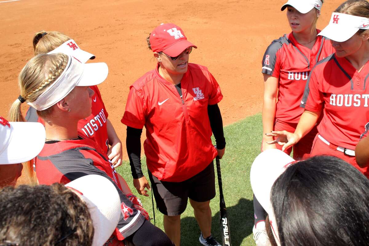UH wants to gain national softball respect