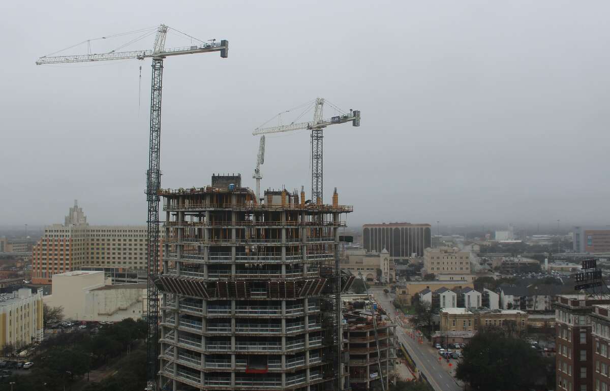 Time-lapse photos show construction progress on San Antonio's $142 ...