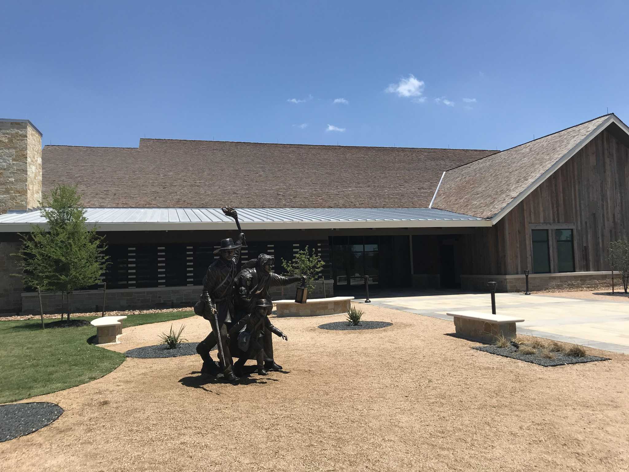 ‘Three-Legged Willie’ Williamson walked the streets of San Felipe ...