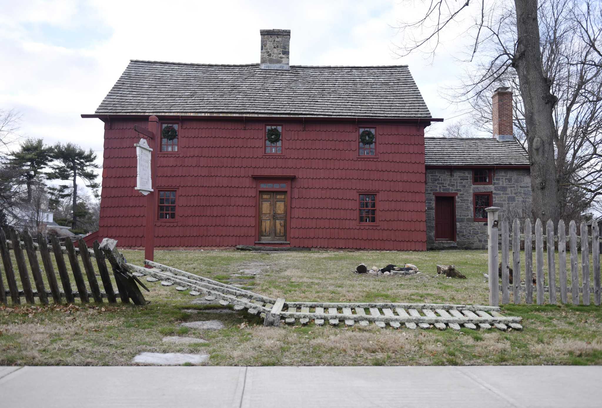 Leadership is at issue in lawsuit over Putnam Cottage