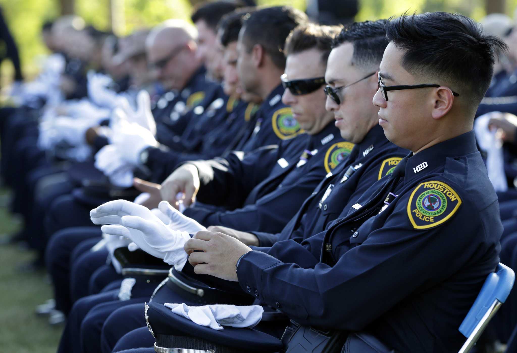Fallen police officers remembered at Houston memorial