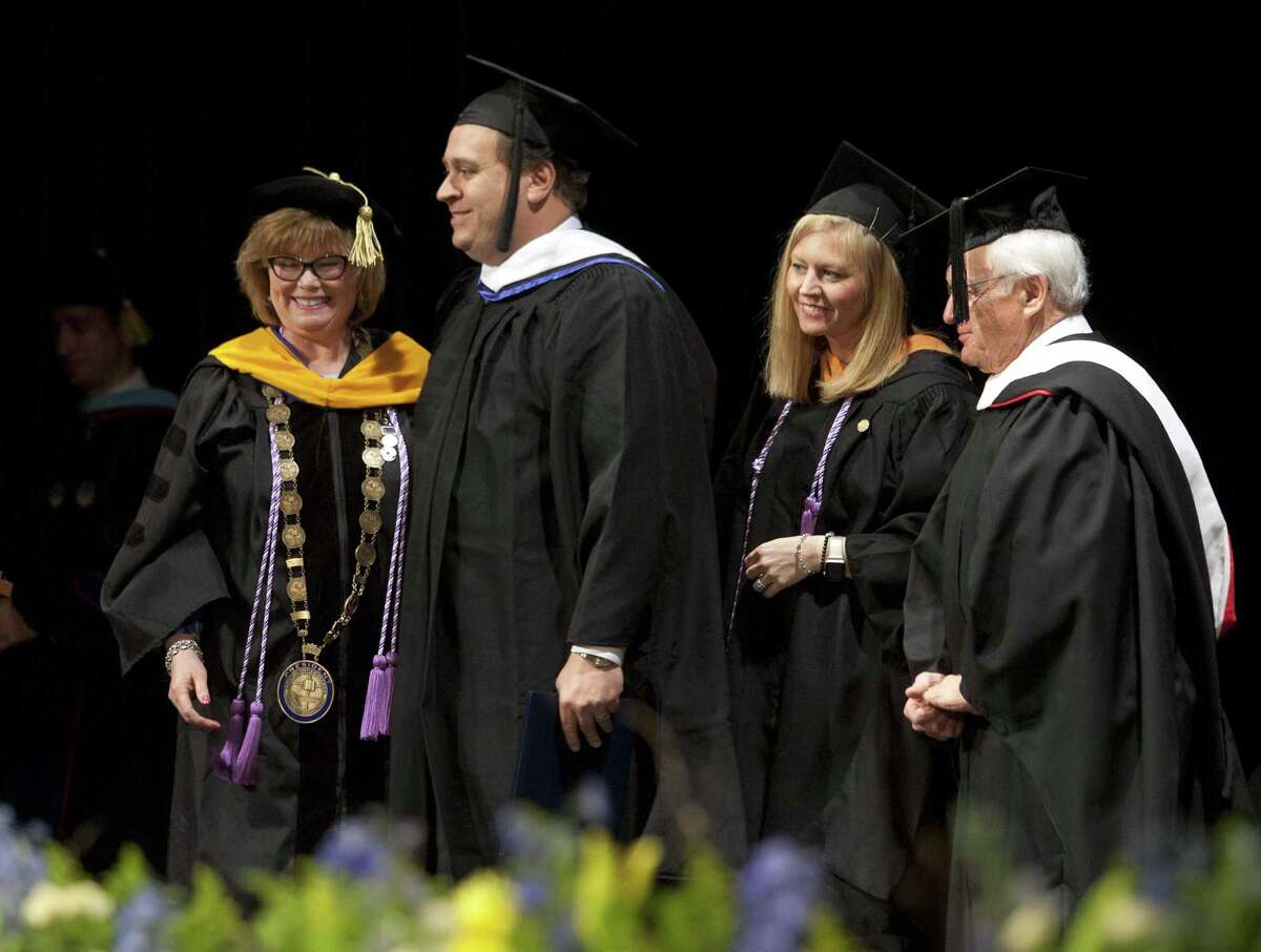 St. Vincent's College Graduates Nurses, Radiologists