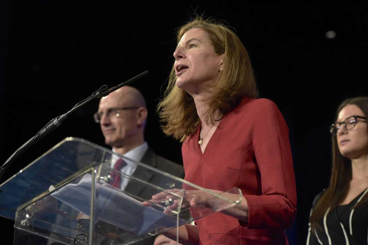 Susan Bysiewicz, an insider in an outsider’s year