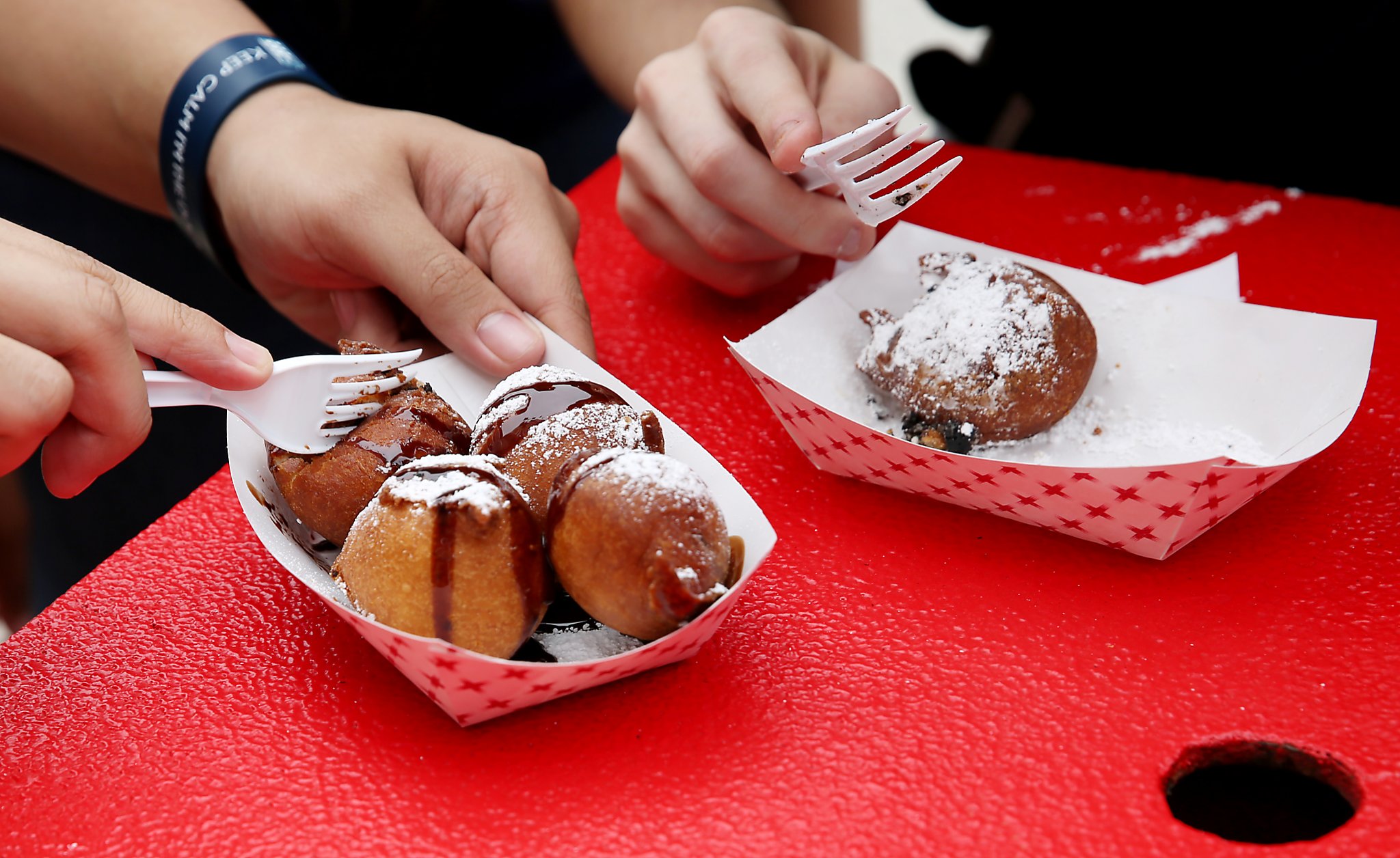 Houston Rodeo food: Corn dogs, cotton candy, and calories galore