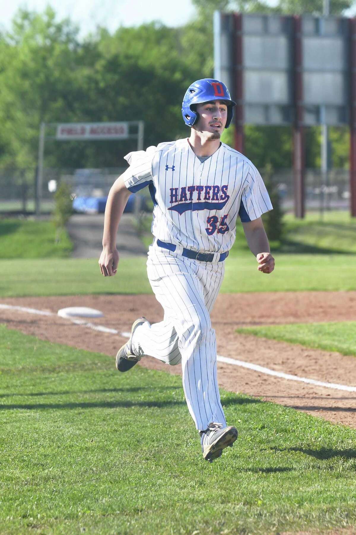 Baseball: Solimine tosses Danbury into FCIAC semifinals