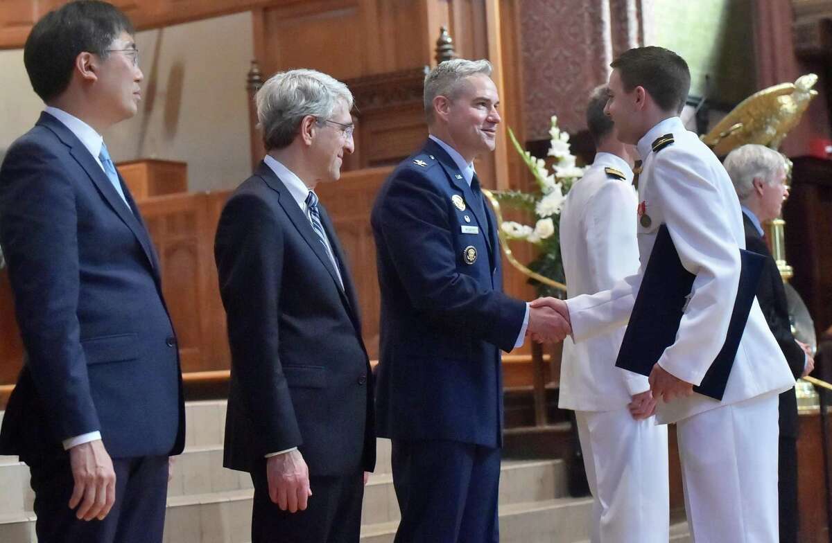 Yale ROTC units celebrated at commissioning ceremony