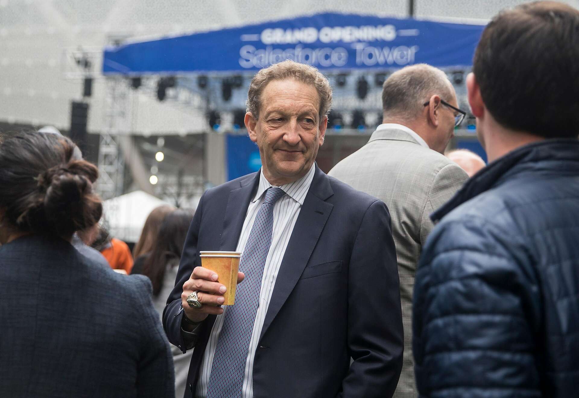 Video shows Giants CEO Larry Baer pulling wife to ground in San ...