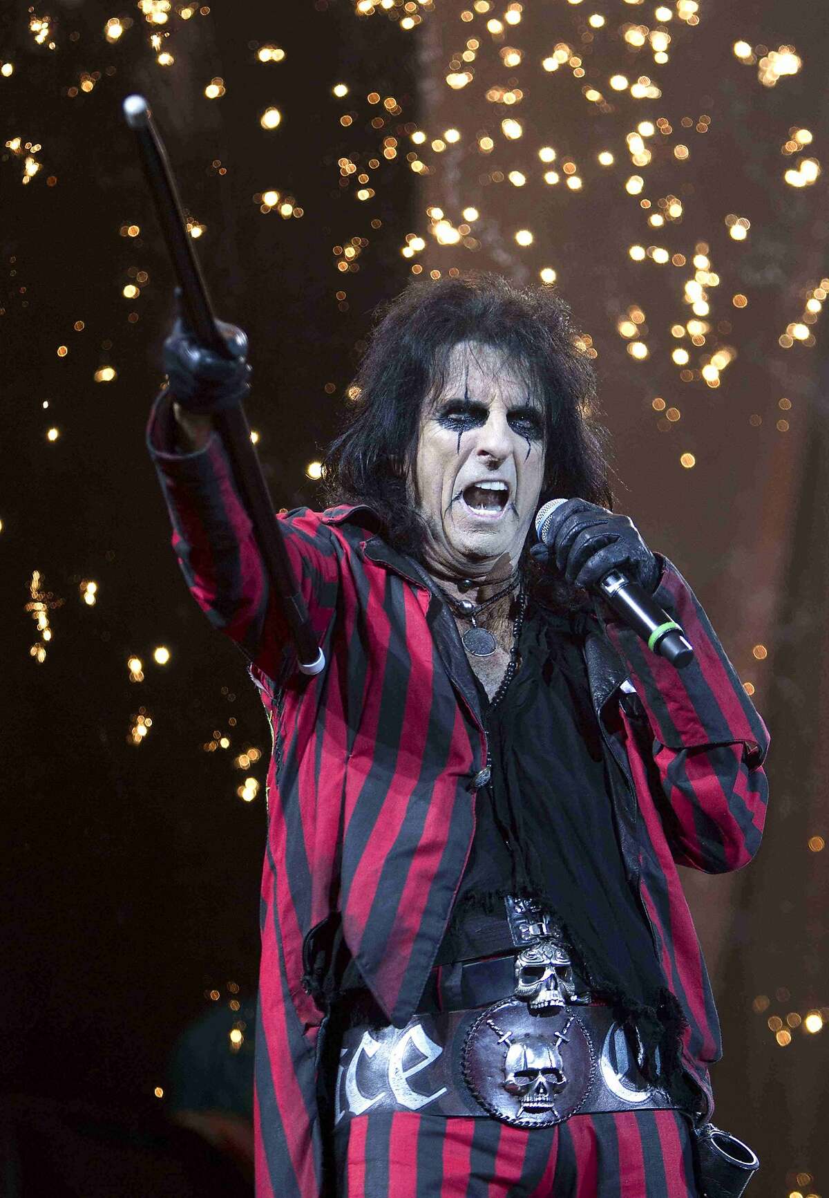 ‘A Paranormal Evening with Alice Cooper’ comes to Waterbury’s Palace ...