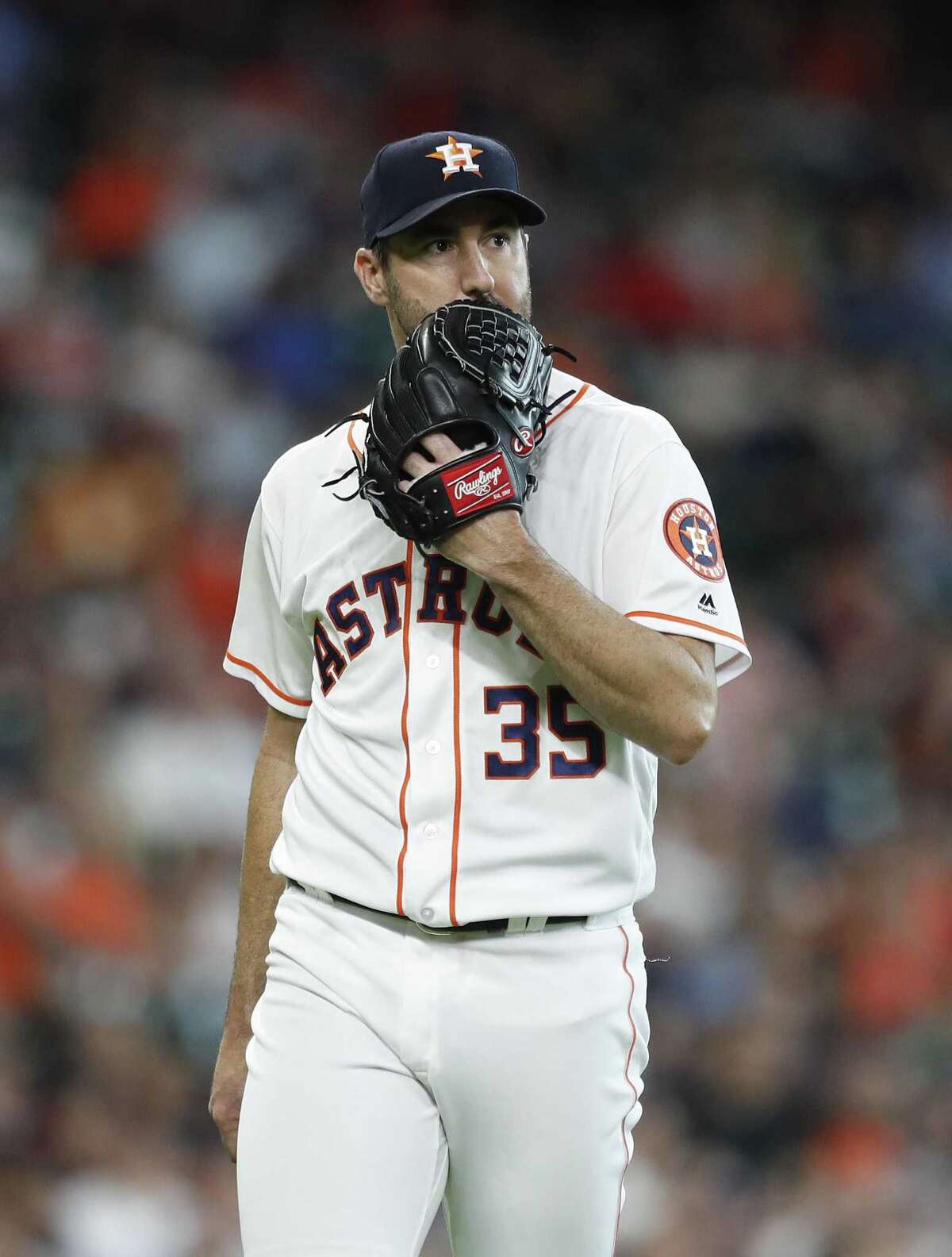 Astros give Justin Verlander run support in win over Giants