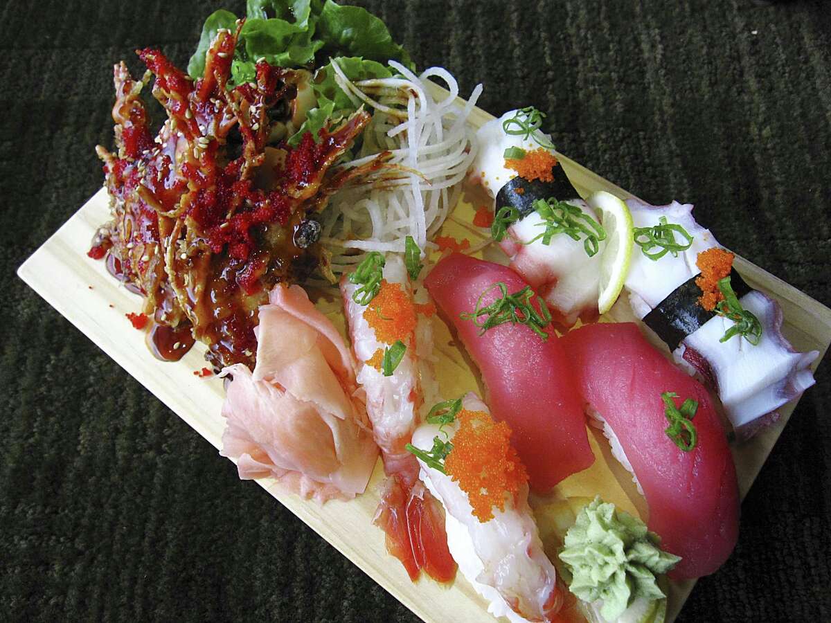 Review: Dominion spot Kin Thai & Sushi makes sushi and Thai a happy couple