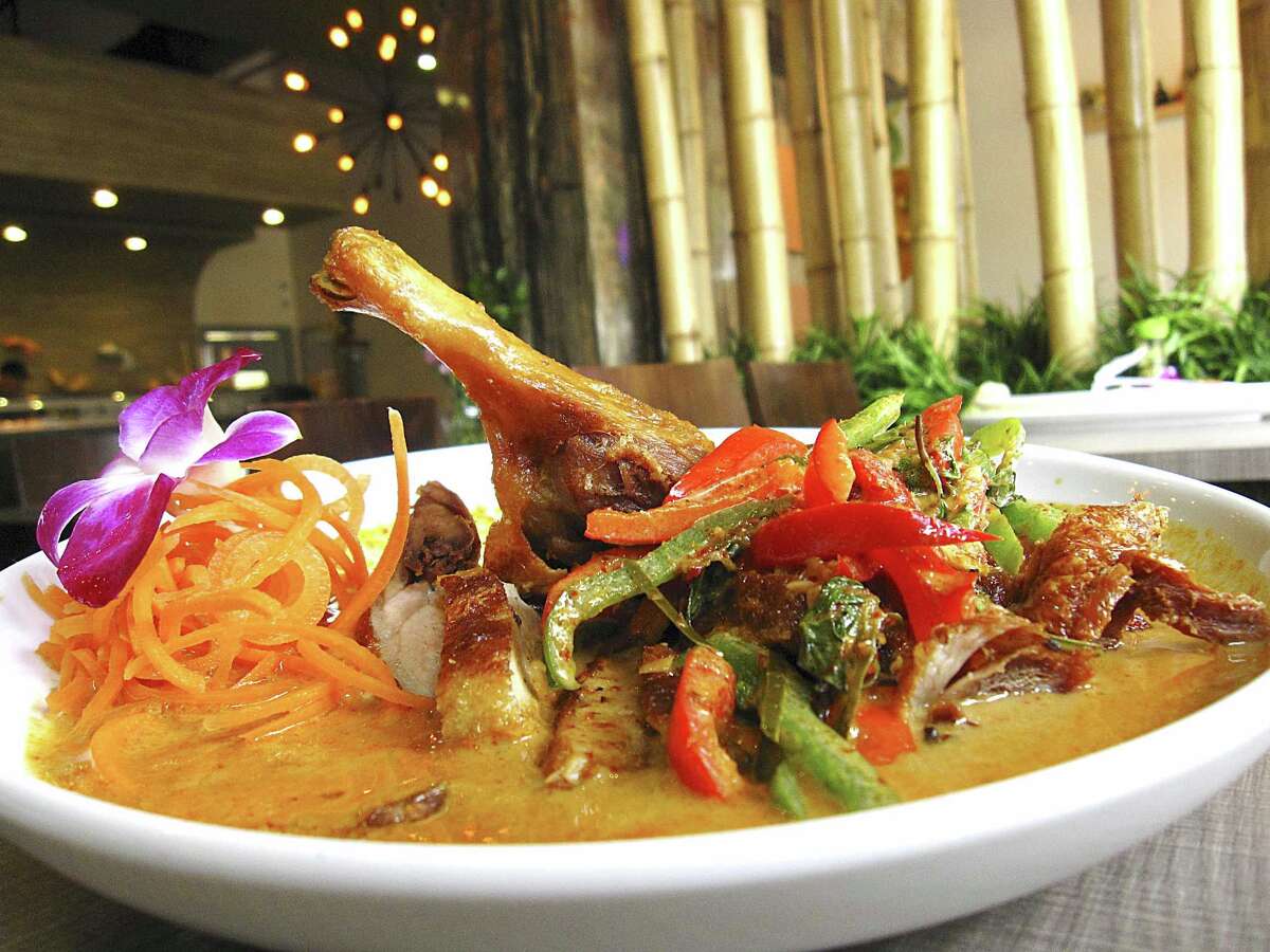 Review: Dominion spot Kin Thai & Sushi makes sushi and Thai a happy couple