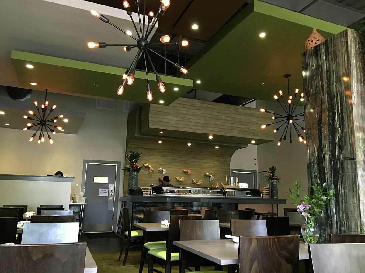 Review: Dominion spot Kin Thai & Sushi makes sushi and Thai a happy couple