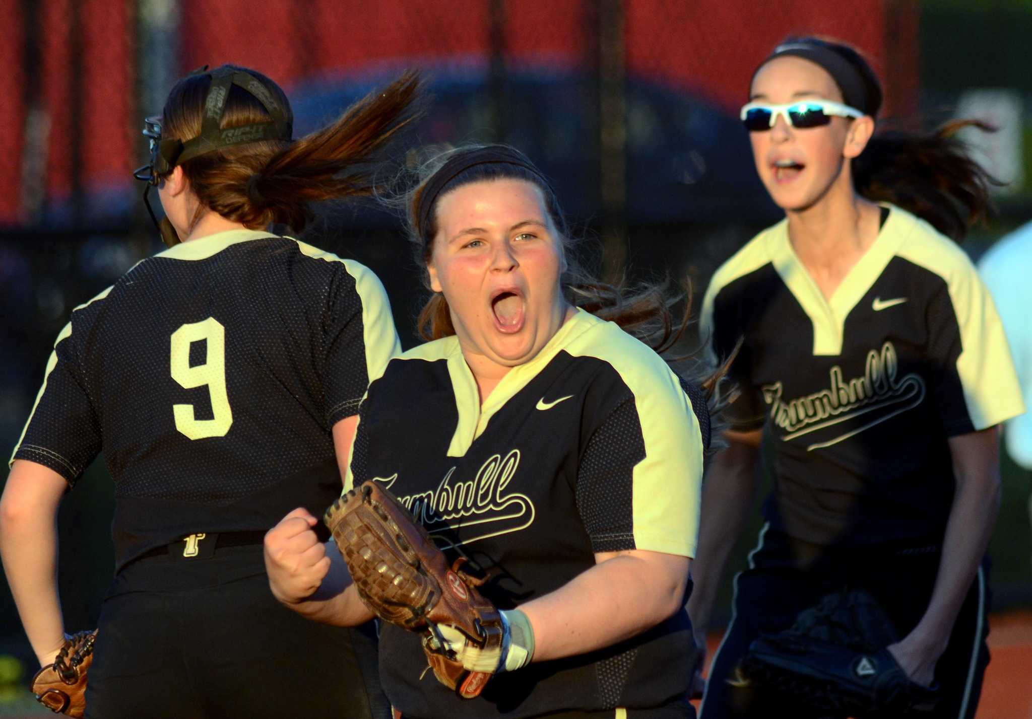Trumbull outslugs Stamford to reach FCIAC softball final