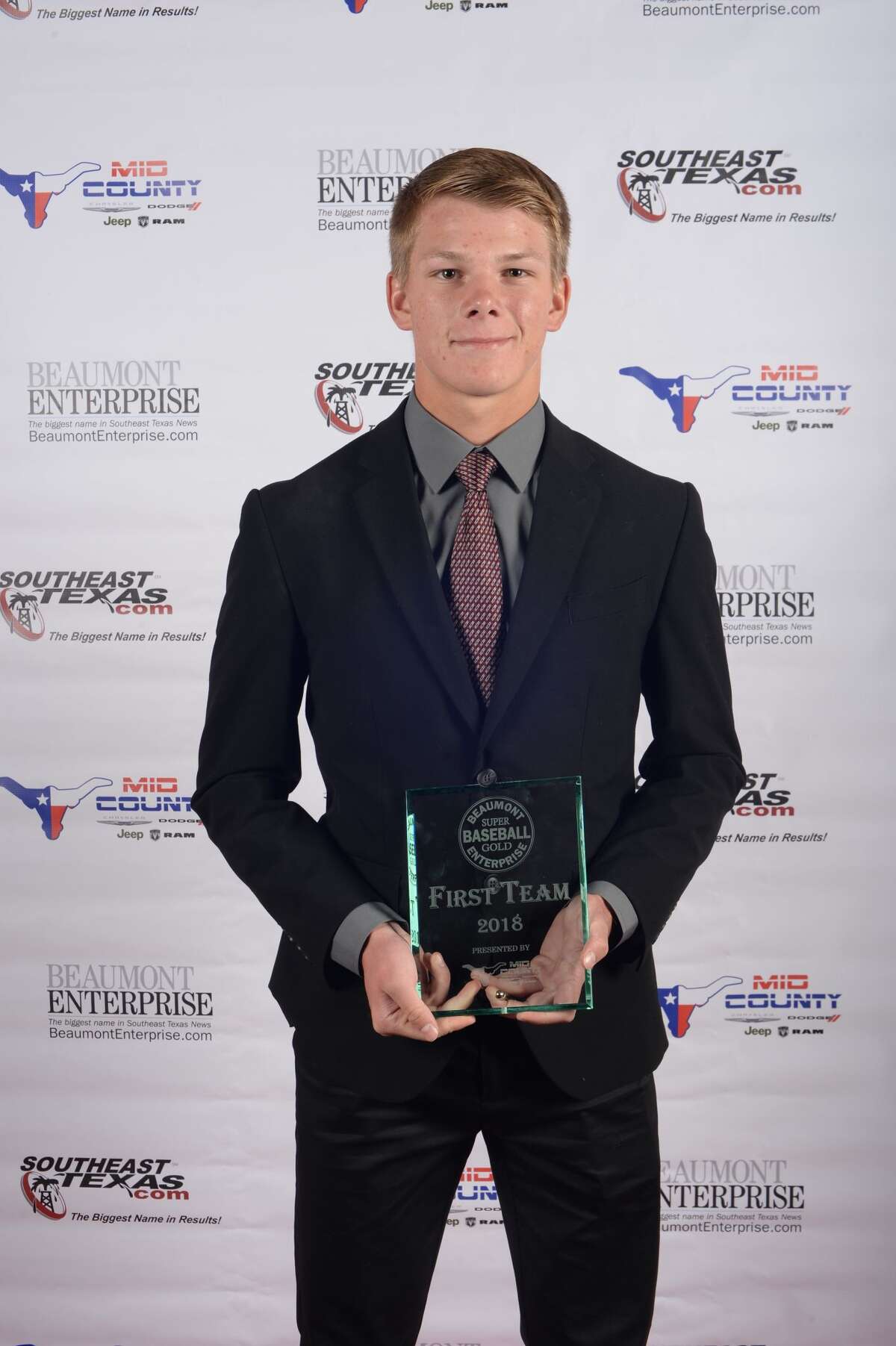 Photos: Area athletes awarded at Super Gold banquet