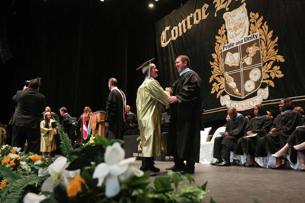 Conroe graduates overcome Harvey, hardship for diplomas
