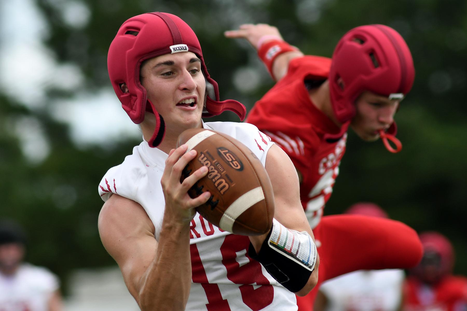 Football: Crosby Cougars on display in spring game