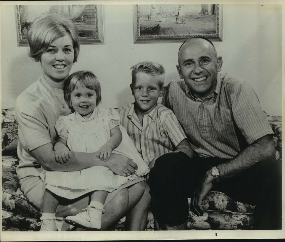 Astronaut Alan Bean dies in Houston at 86