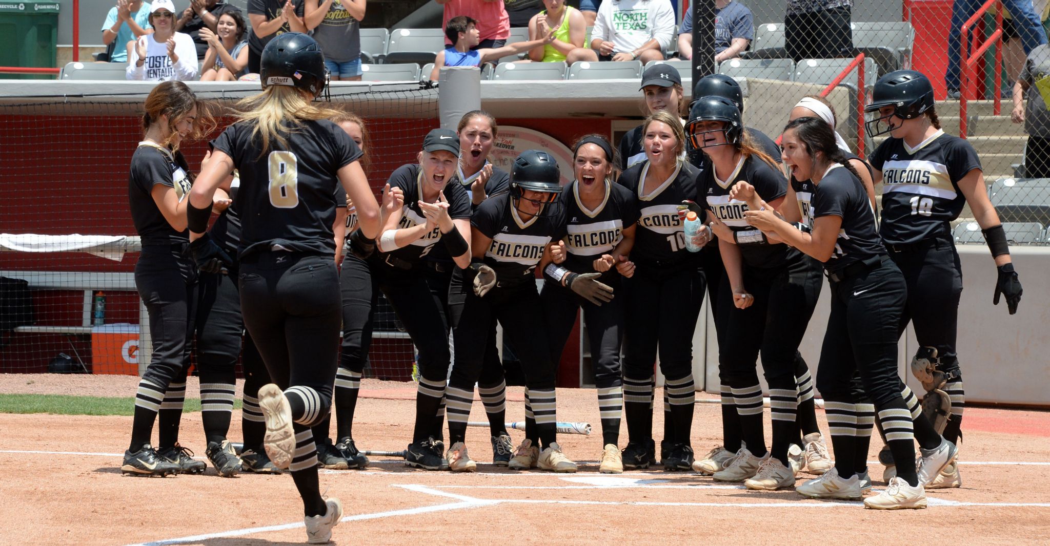 Foster fends off Angleton to advance to state softball tournament