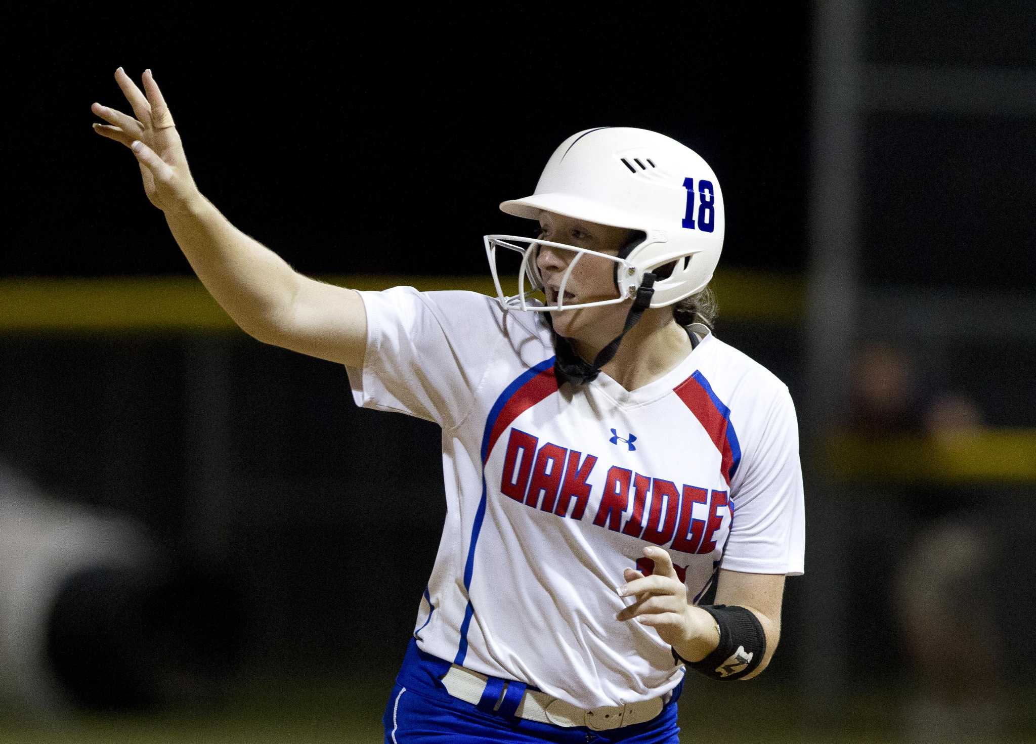SOFTBALL: Sydlik’s walk-off home run sends Oak Ridge to first state ...