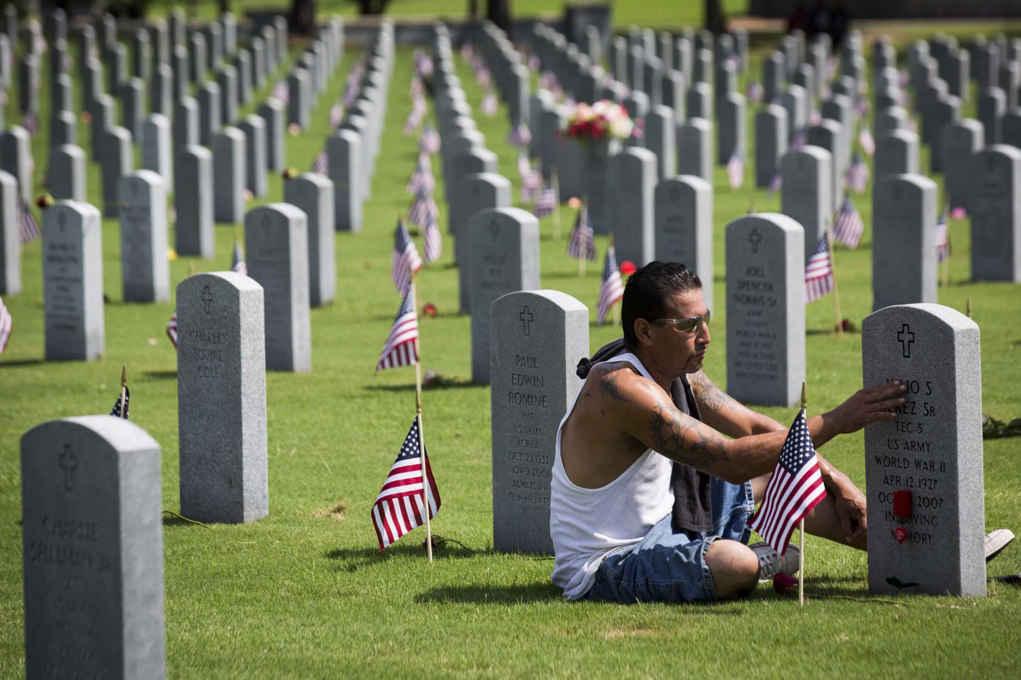 ‘They gave their lives’: Houstonians honor fallen service members