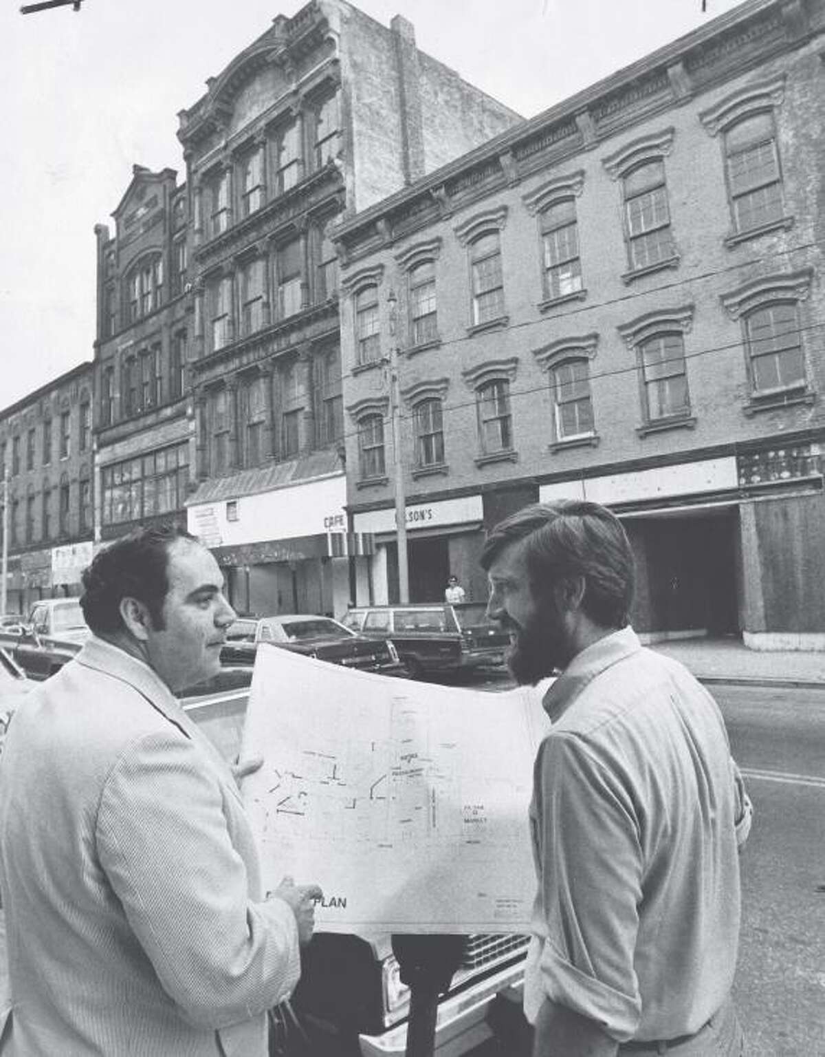 Frank Zullo, former Norwalk mayor, dies at 85