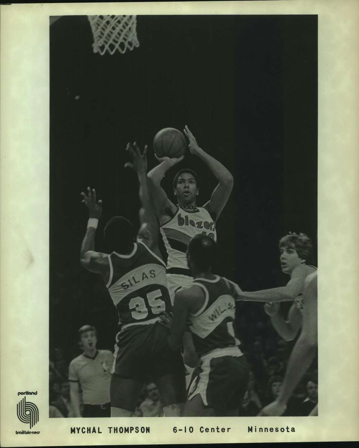 Former Spur Thompson happy to be known as father of NBA star Klay