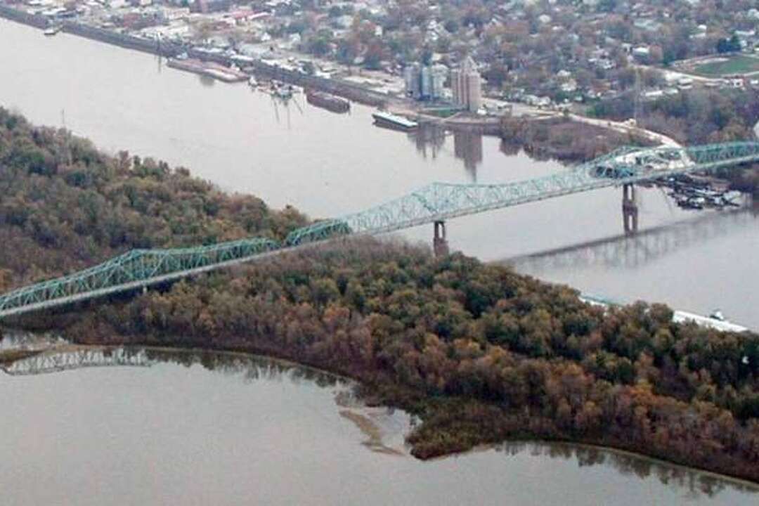 Beardstown Bridge lane closes for repairs after inspection