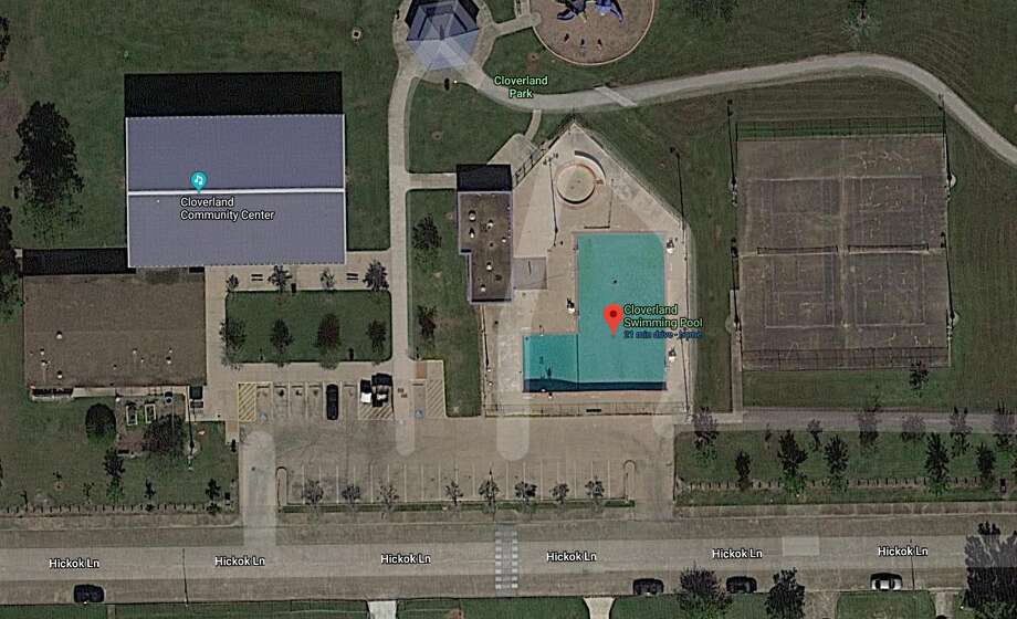 Houston’s Texas-shaped pool is now open to the public — for a price ...