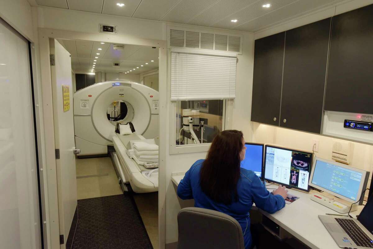 Photos: Mobile PET/CT truck