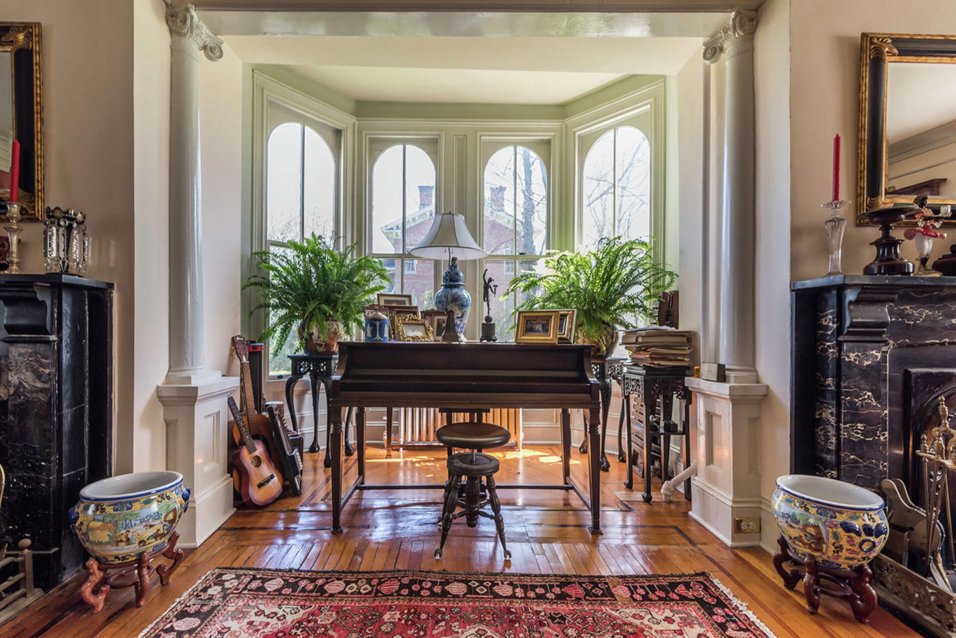 House of the Week: Mansion in Kinderhook