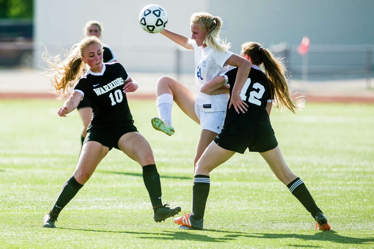 Midland vs. Bay City Western girls soccer Division 1 district semifinal ...