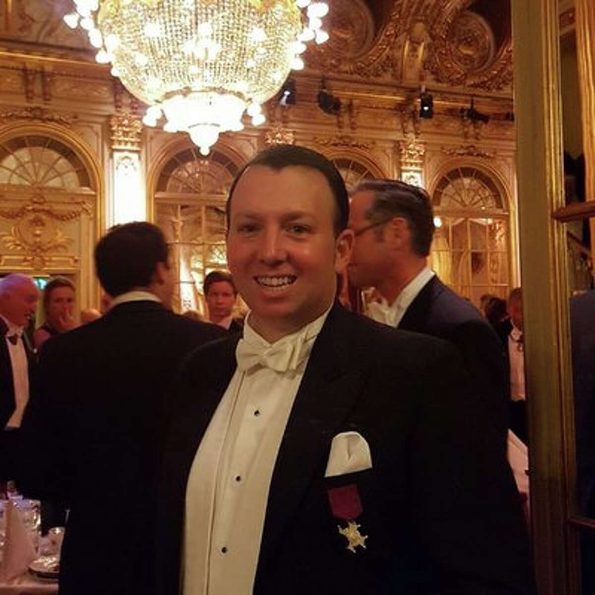 British royalty expert is upstate's own, though you'd never know from ...