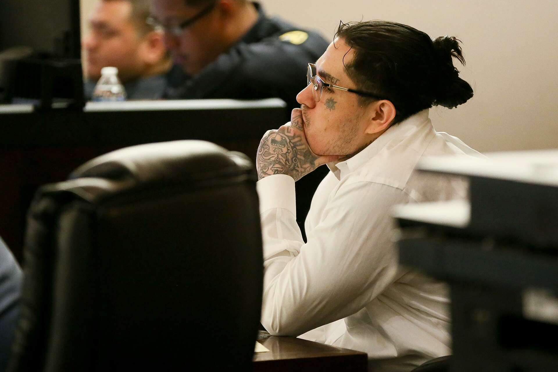 Jury’s guilty verdict sends convicted killer into frenzy in San Antonio ...
