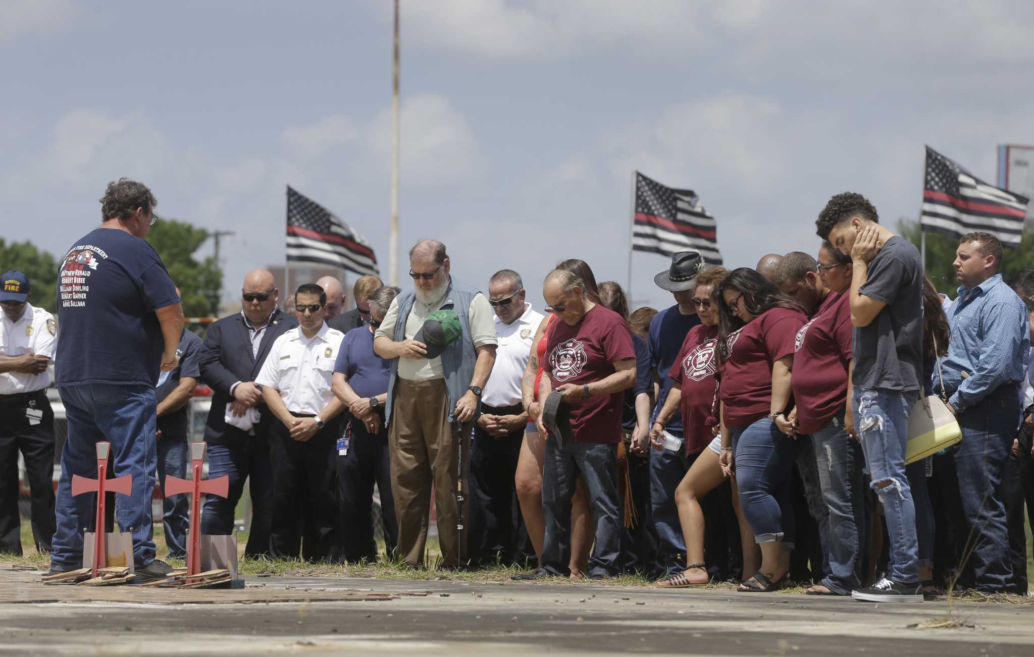 HFD honors firefighters killed in 2013 Southwest Inn fire