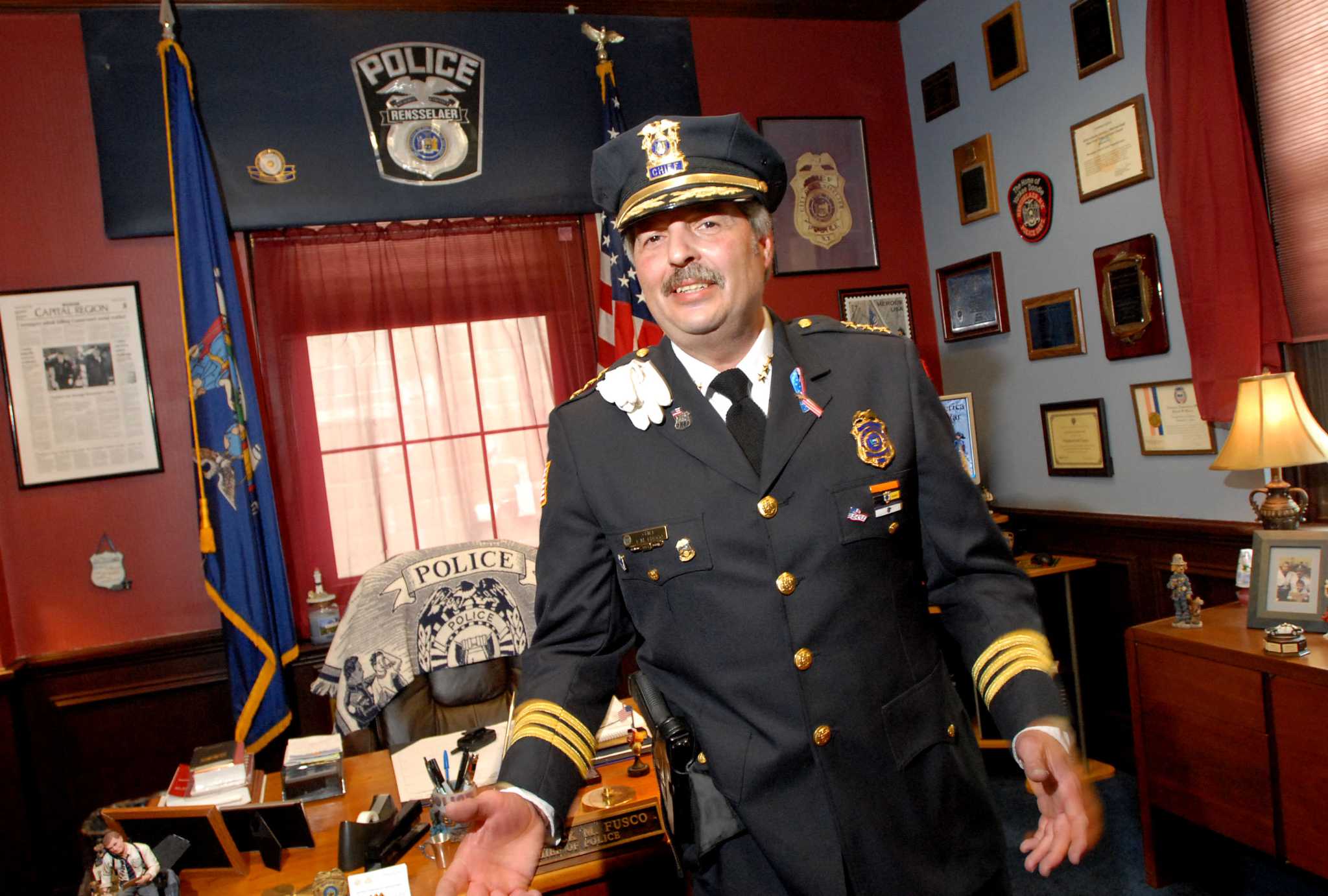 Fusco retires as Rensselaer police chief
