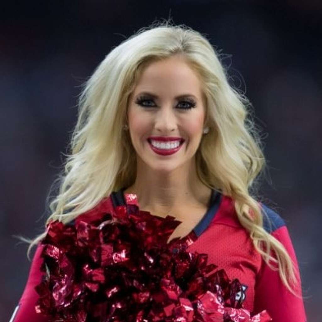 Ex-cheerleaders suing Texans over compensation, work environment ...