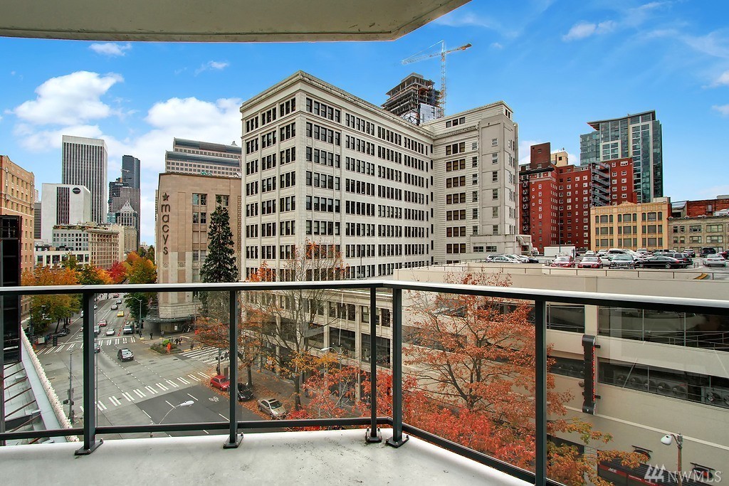 Downtown condo: all you need to know about Seattle prices