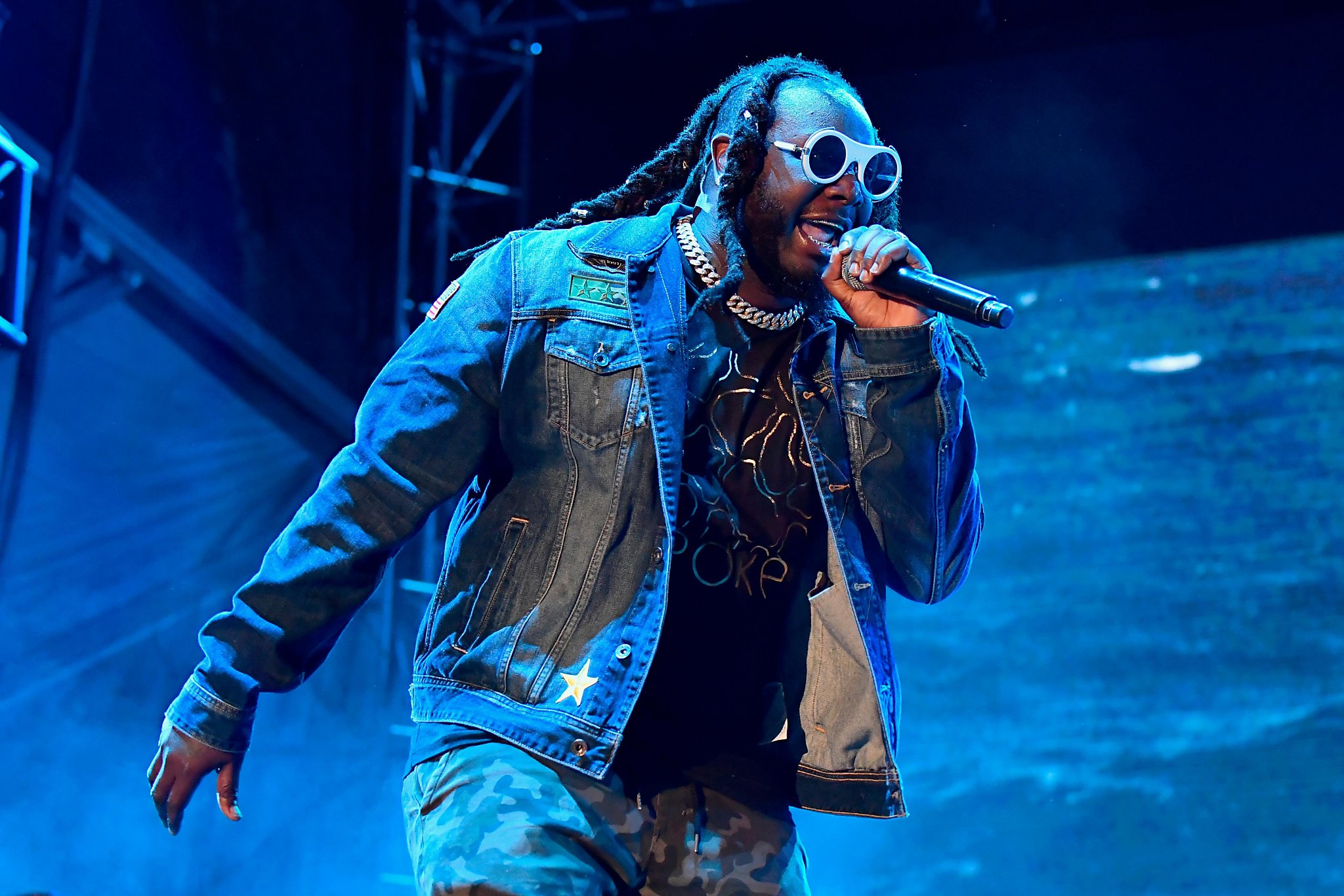 T-Pain surprises fans during the Lonely Island set, still scheduled for ...